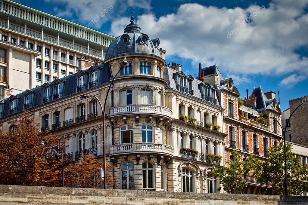 Typical french architecture facades, Paris — Stock Photo © prescott10 ...