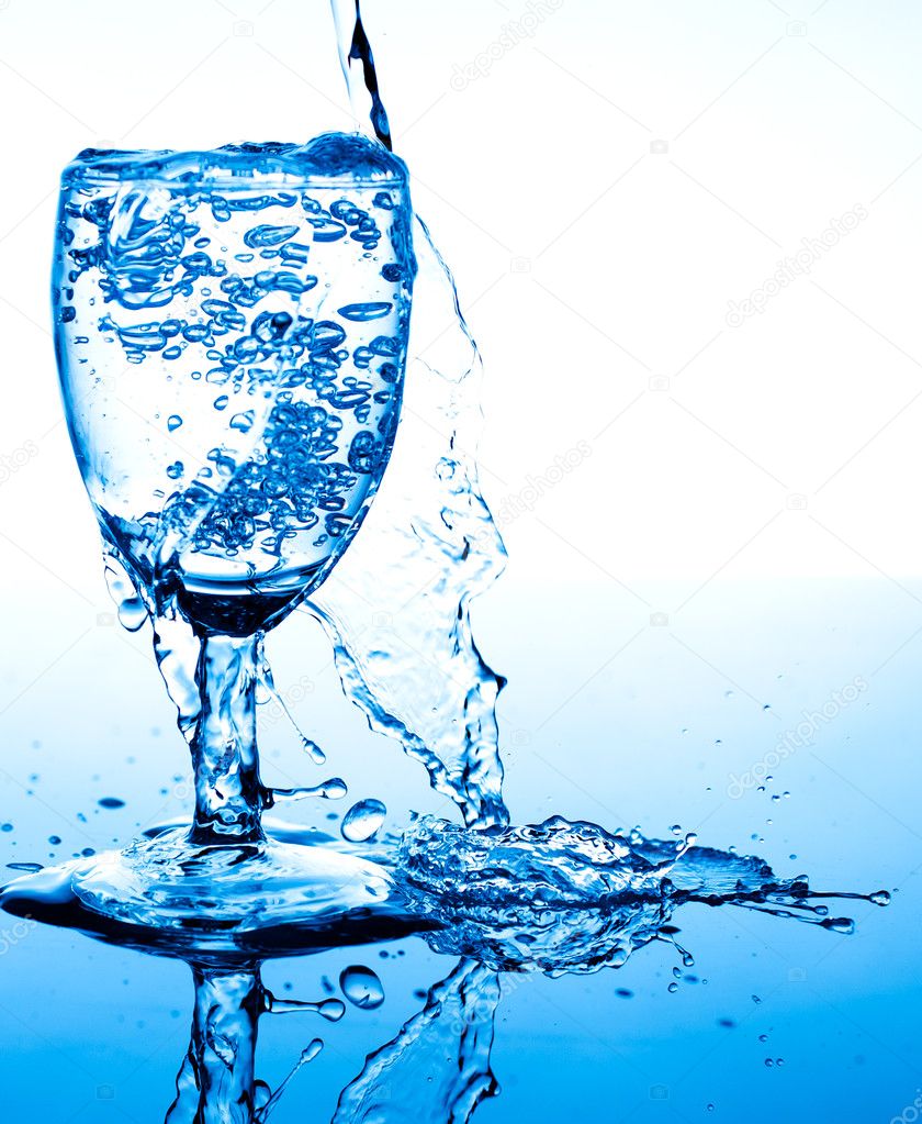 Water splash beside glass — Stock Photo © pwrmc #5822730