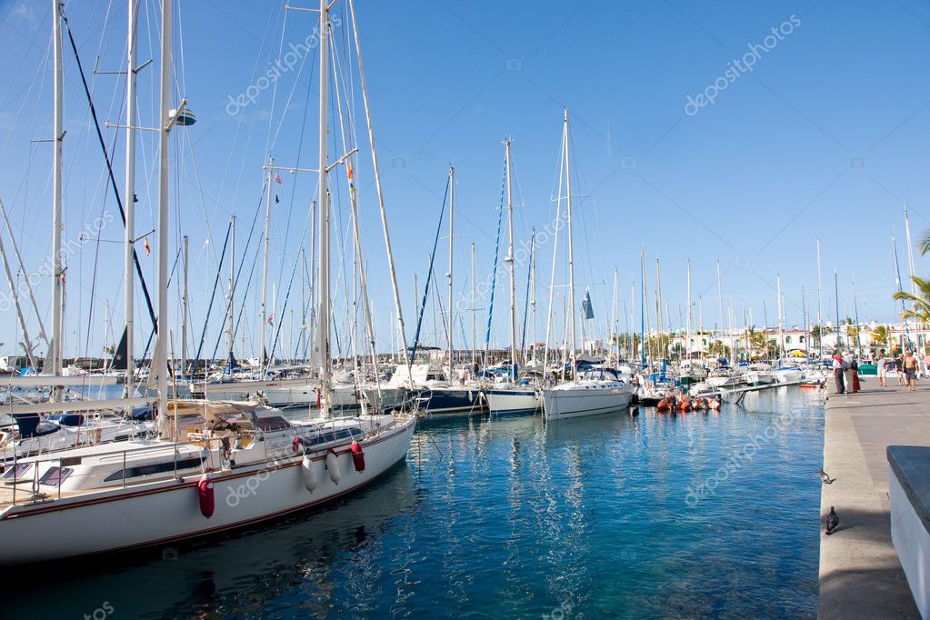 Puerto deportivo de velero: fotografía de stock © byggarn79 #6427972 ...